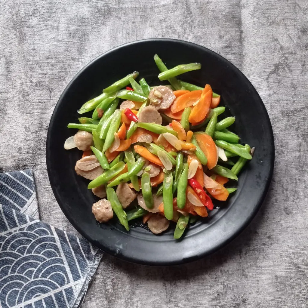 Resep Oseng Buncis Bakso Wortel Sederhana Rumahan di Yummy App