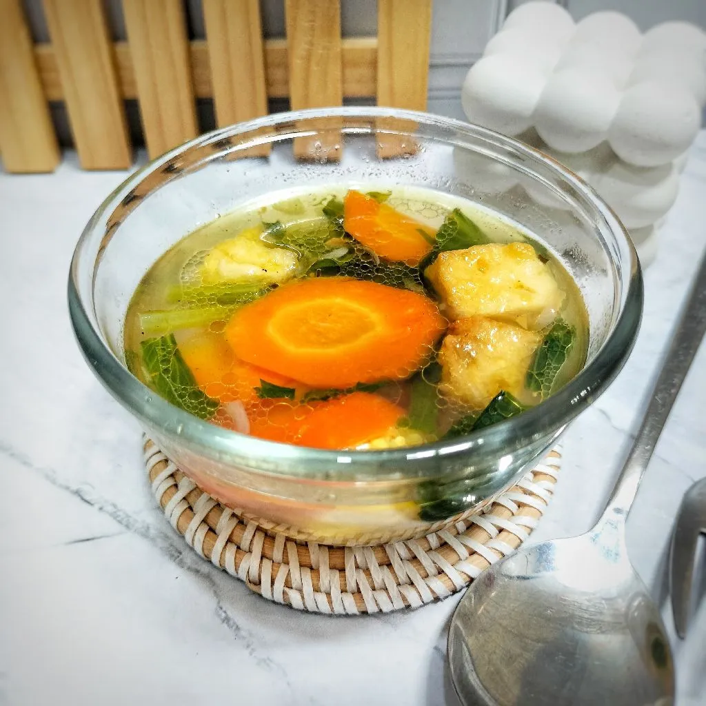 Resep Sup Sawi Hijau Dan Tahu Sederhana Rumahan Di Yummy App