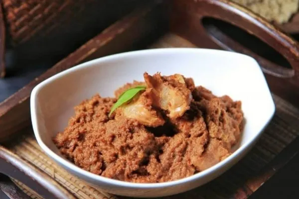 Resep Rendang Babi Praktis, Enak, dan Mudah dibuat