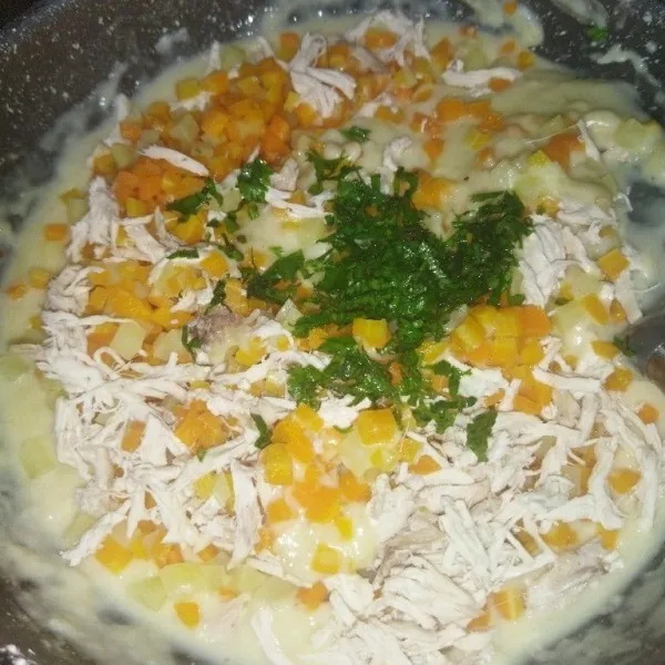 Resep Risol Rogut Creamy Sederhana Rumahan di Yummy App