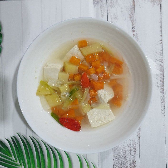 Resep Sop Kentang dan Tahu Cabe Bawang Sederhana Rumahan di Yummy App