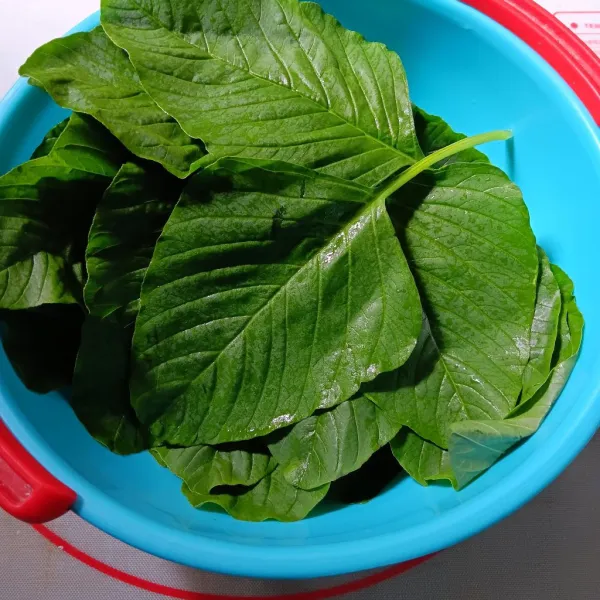 Resep Peyek Bayam Sederhana Rumahan di Yummy App