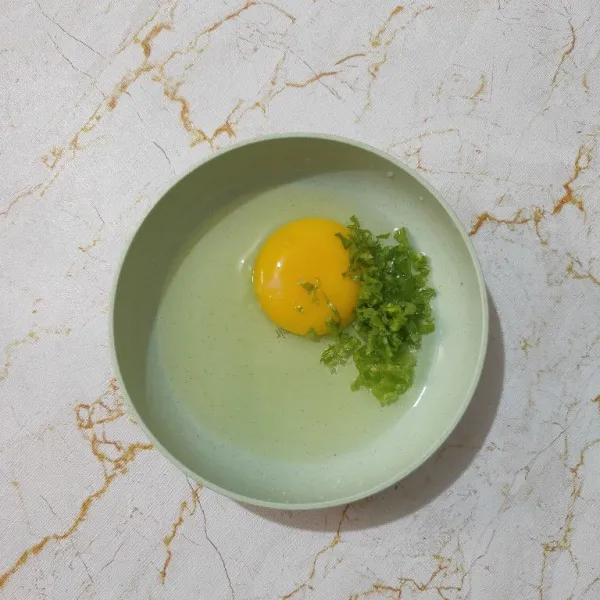 Resep Telur Dadar Selada Tepung Beras Sederhana Rumahan Di Yummy App