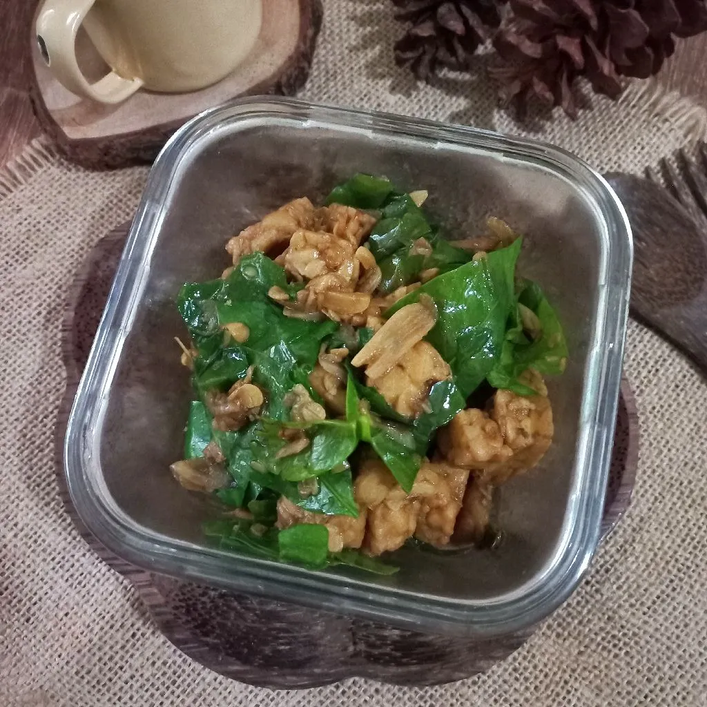 Resep Tumis Daun Melinjo Tempe Rebon Sederhana Rumahan Di Yummy App