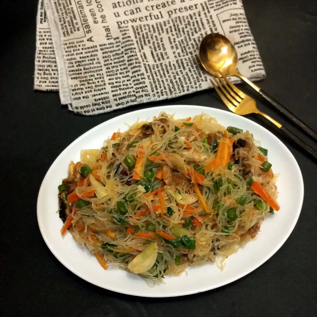 Resep Bihun Goreng Sayur Dan Ayam Sederhana Rumahan di Yummy App