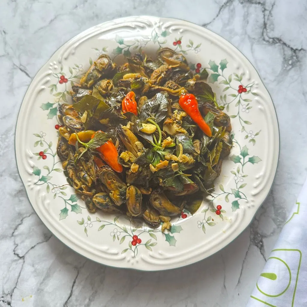 Resep Tumis Kerang Pedas Kemangi Sederhana Rumahan Di Yummy App