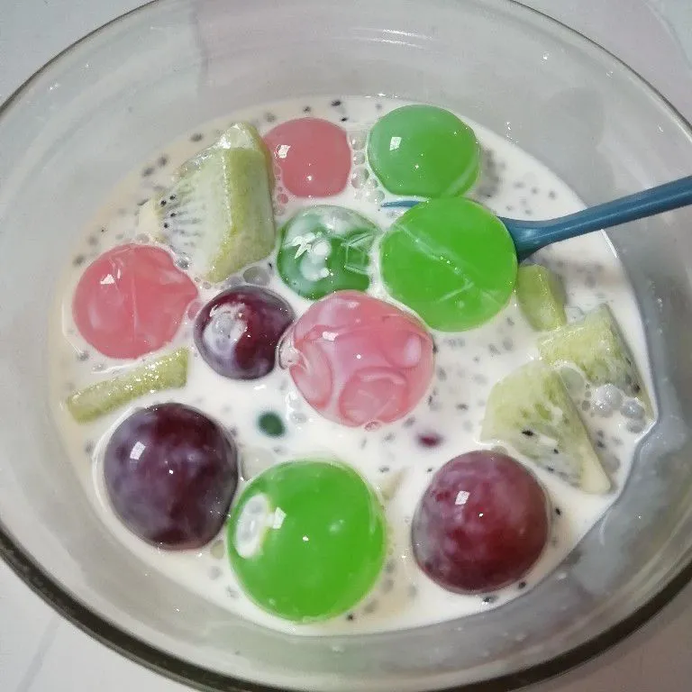 Resep Fruity Jelly Ball Sederhana Rumahan Di Yummy App
