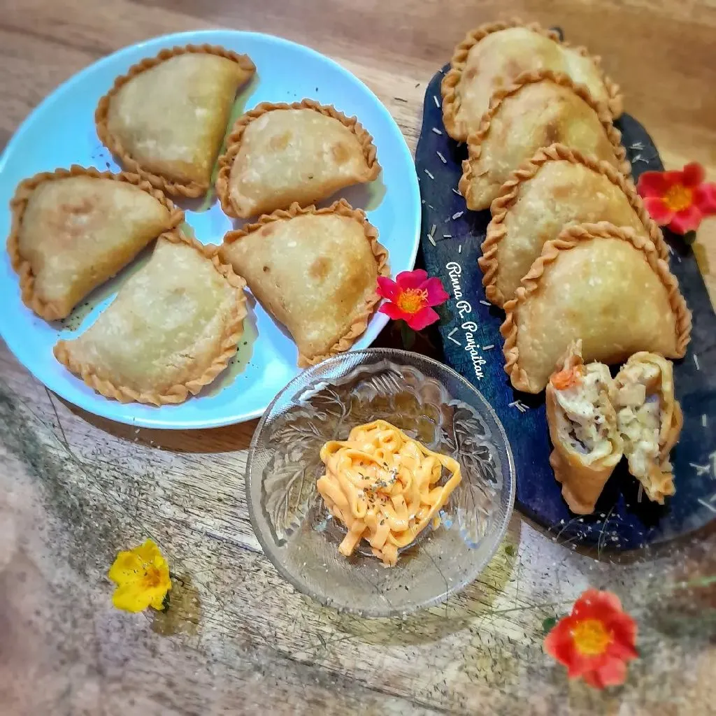 Resep Indische Pasteitjes (Pastel Ragoût) Sederhana Rumahan di Yummy App