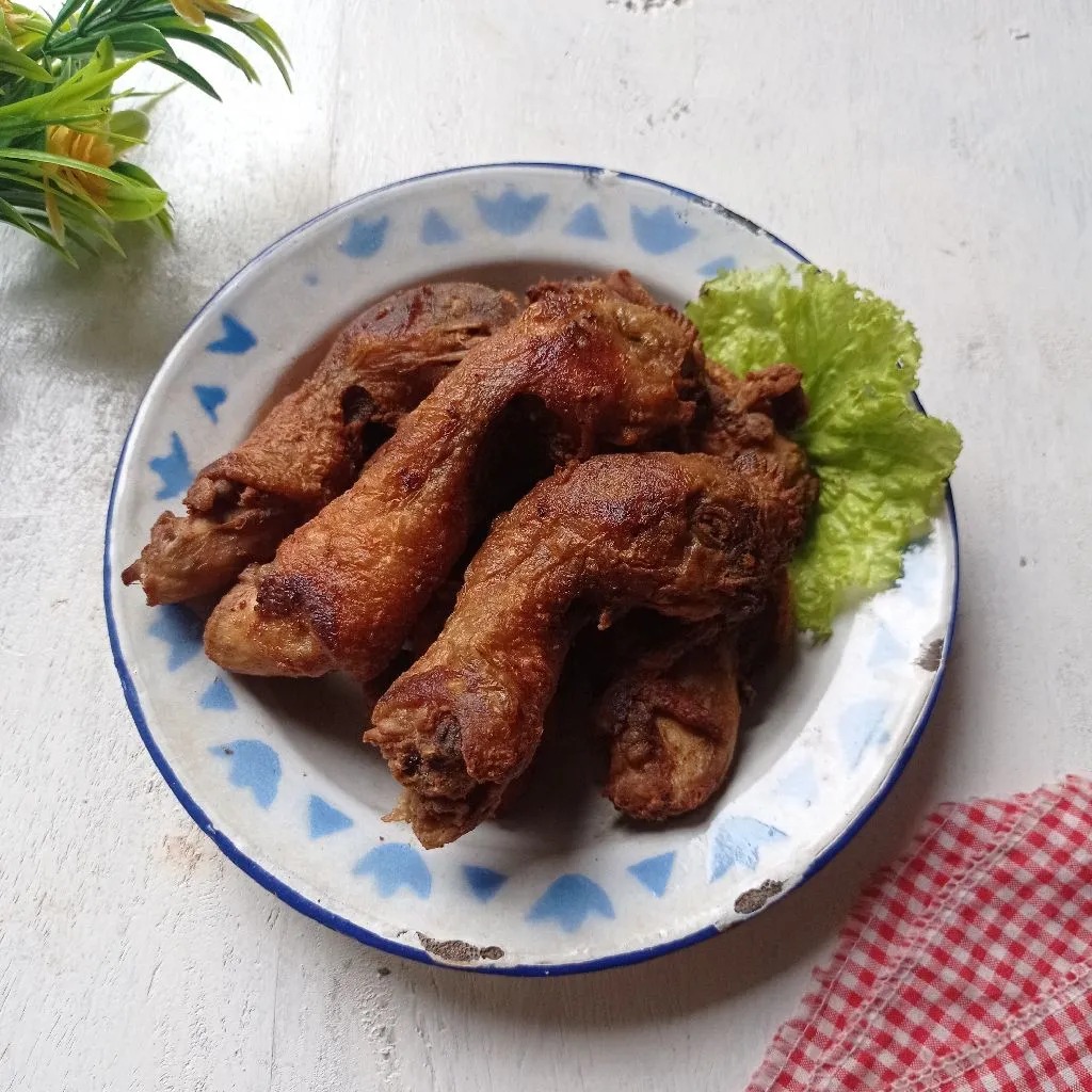 Resep Kepala Ayam Goreng Gurih Sederhana Rumahan di Yummy App Resep Kepala Ayam Goreng Gurih Sederhana Rumahan di Yummy App