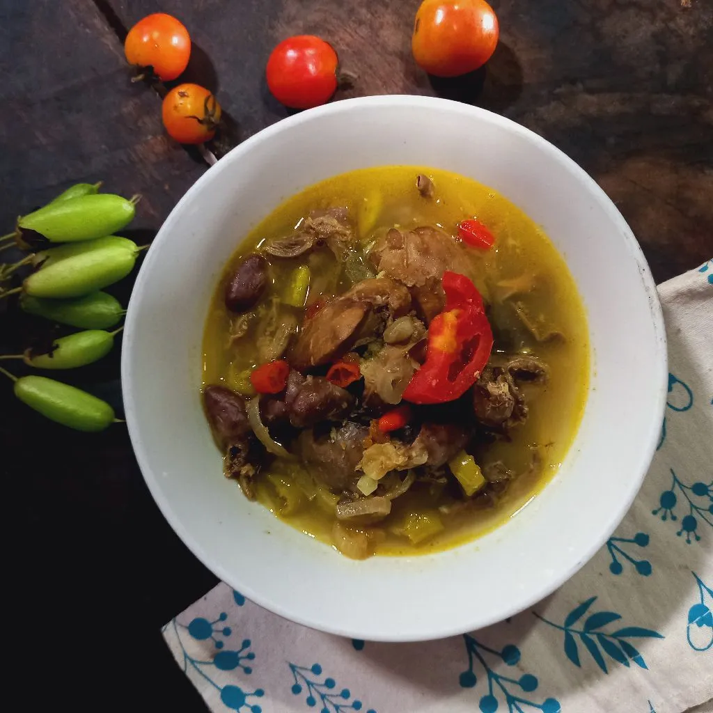 Resep Jeroan Ayam Asem Pedes Sederhana Rumahan di Yummy App