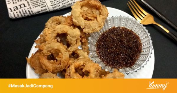 Resep Bawang Bombay Crispy Chilli Oil Sederhana Rumahan Di Yummy App