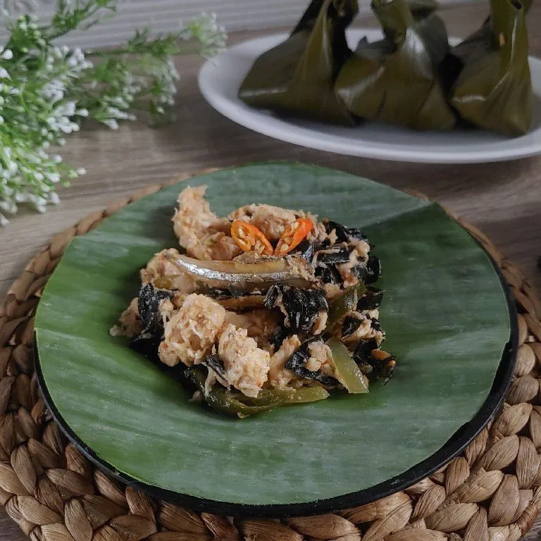 Resep Botok Daun Sembukan Sederhana Rumahan di Yummy App