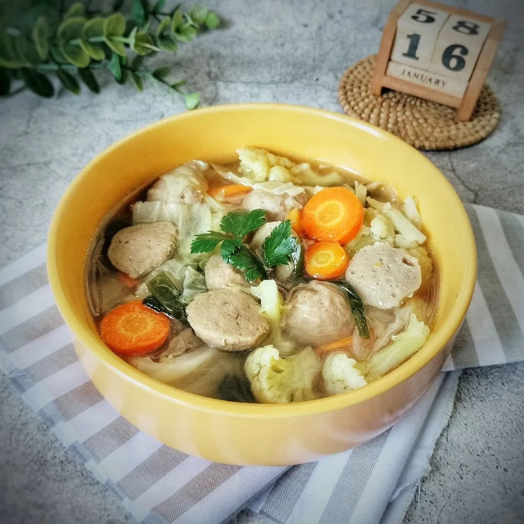 Resep Sop Sayur And Bakso Sapi Kurcepmakananberkuah Sederhana Rumahan Di