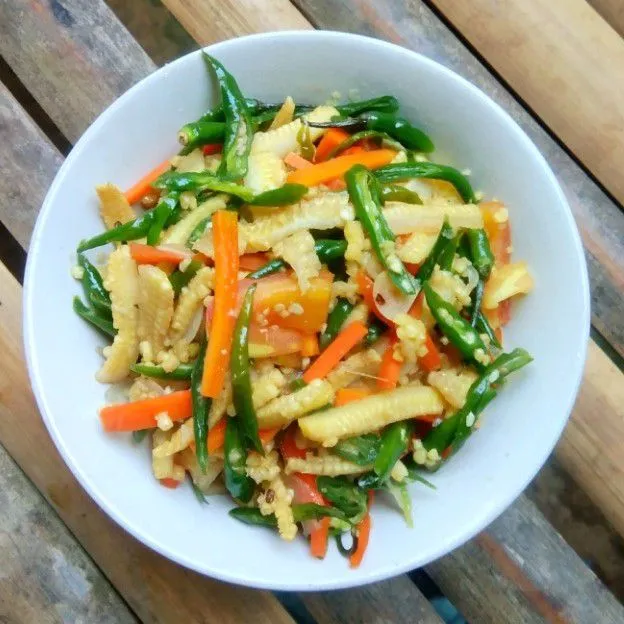 Resep Tumis Jagung Muda Cabe Hijau Sederhana Rumahan di Yummy App
