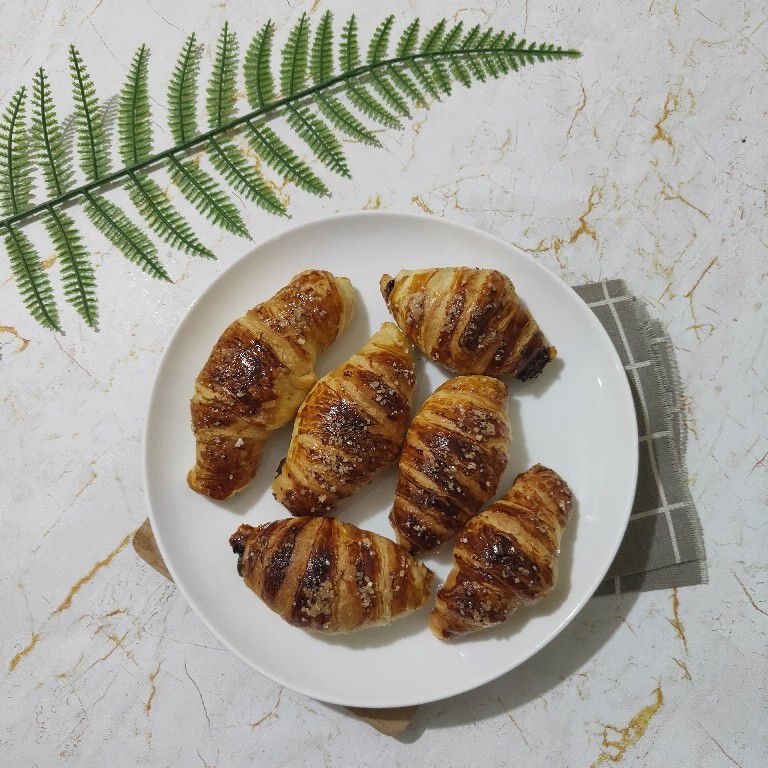 Resep Croissant Cokelat Pastry Sederhana Rumahan di Yummy App
