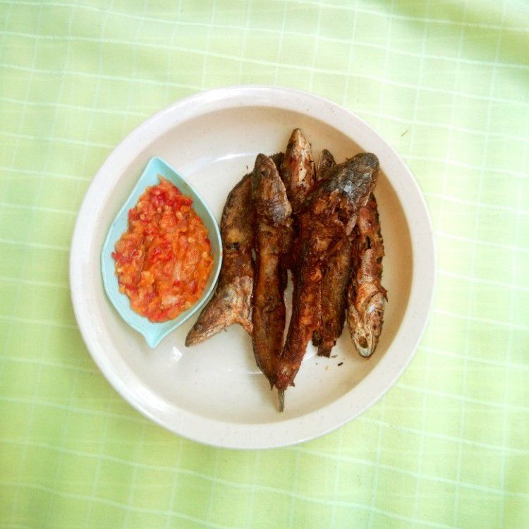 Resep Ikan Gabus Goreng Sambal Bawang Sederhana Rumahan di Yummy App