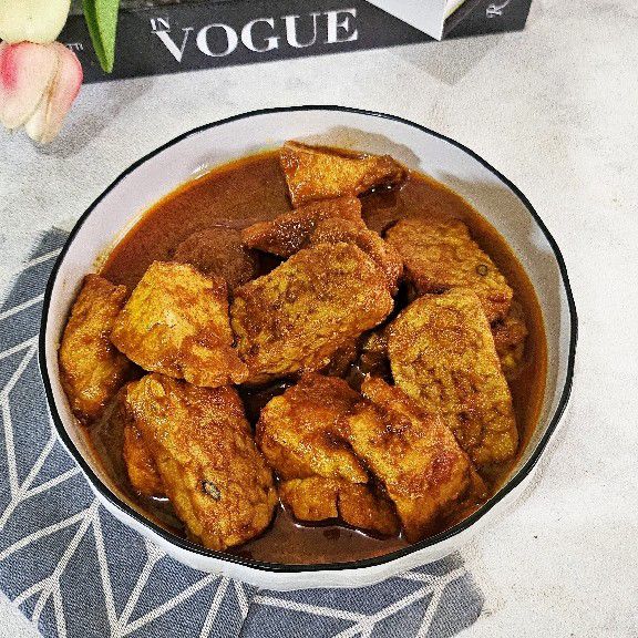 Resep Semur Tahu Tempe Pedas Gurih Sederhana Rumahan di Yummy App