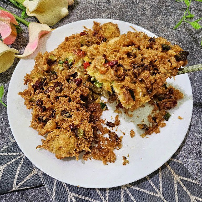 Resep Telur Dadar Kribo Tepung Beras Sederhana Rumahan di Yummy App