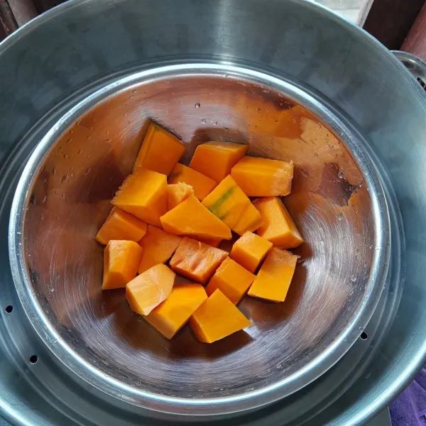 Resep Lemet Labu Kuning Sederhana Rumahan di Yummy App