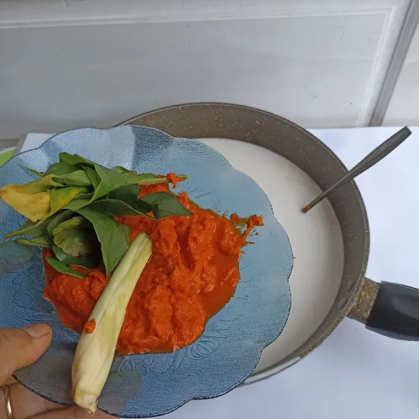 Resep Kalio Ayam Campur Tempe Sederhana Rumahan di Yummy App