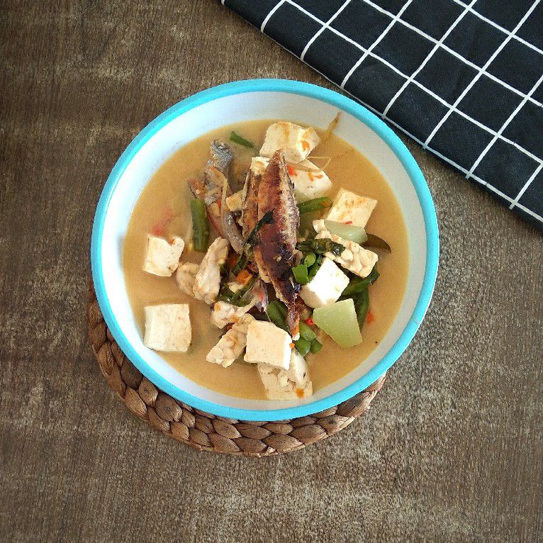 Resep Lodeh Sayur Ikan Pindang Tahu Tempe Sederhana Rumahan di Yummy App