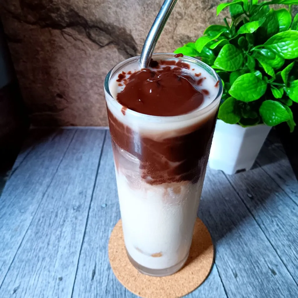 Resep Es Coklat Kuwentel Sederhana Rumahan di Yummy App