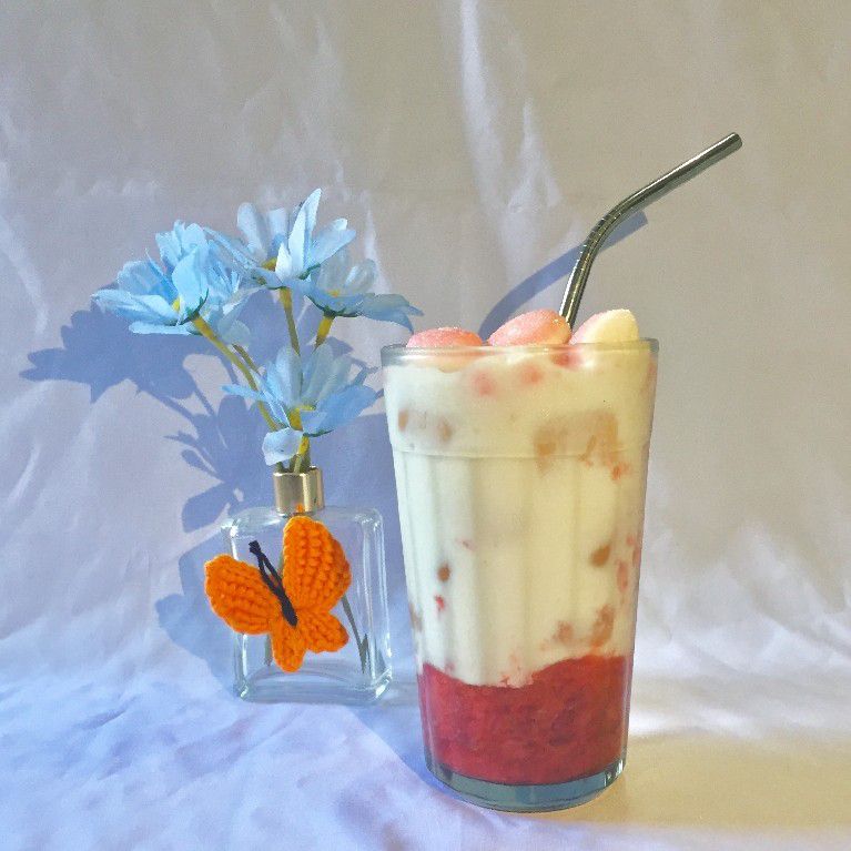 Resep Ice Milky Strawberry Sederhana Rumahan Di Yummy App