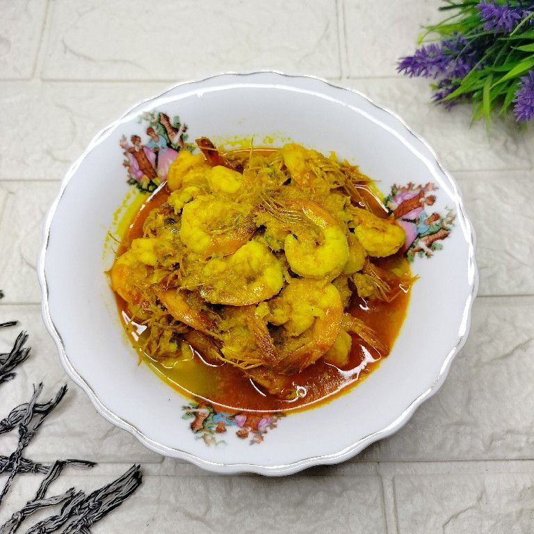 Resep Udang Bumbu Kunyit Sederhana Rumahan di Yummy App