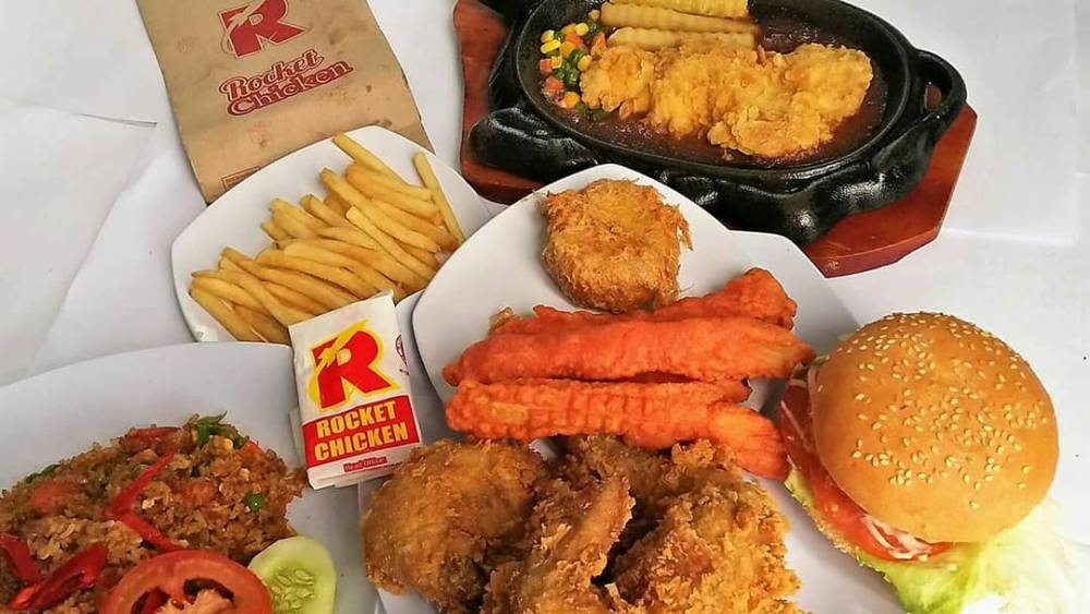 62 Menu Rocket Chicken 2024 dan Harganya