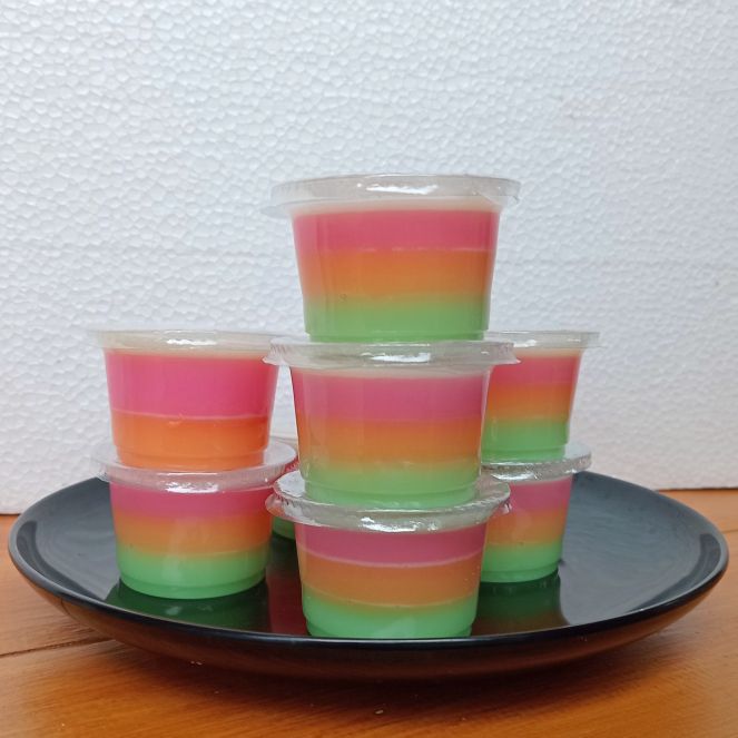 Resep Puding Tiga Warna Vla Vanilla #PuddingCantikuntukYummy Sederhana ...