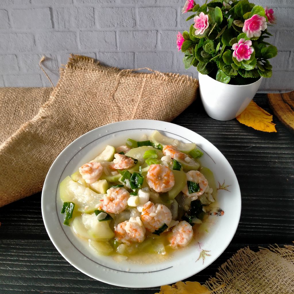 Resep Tumis Labu Air Udang Sederhana Rumahan di Yummy App