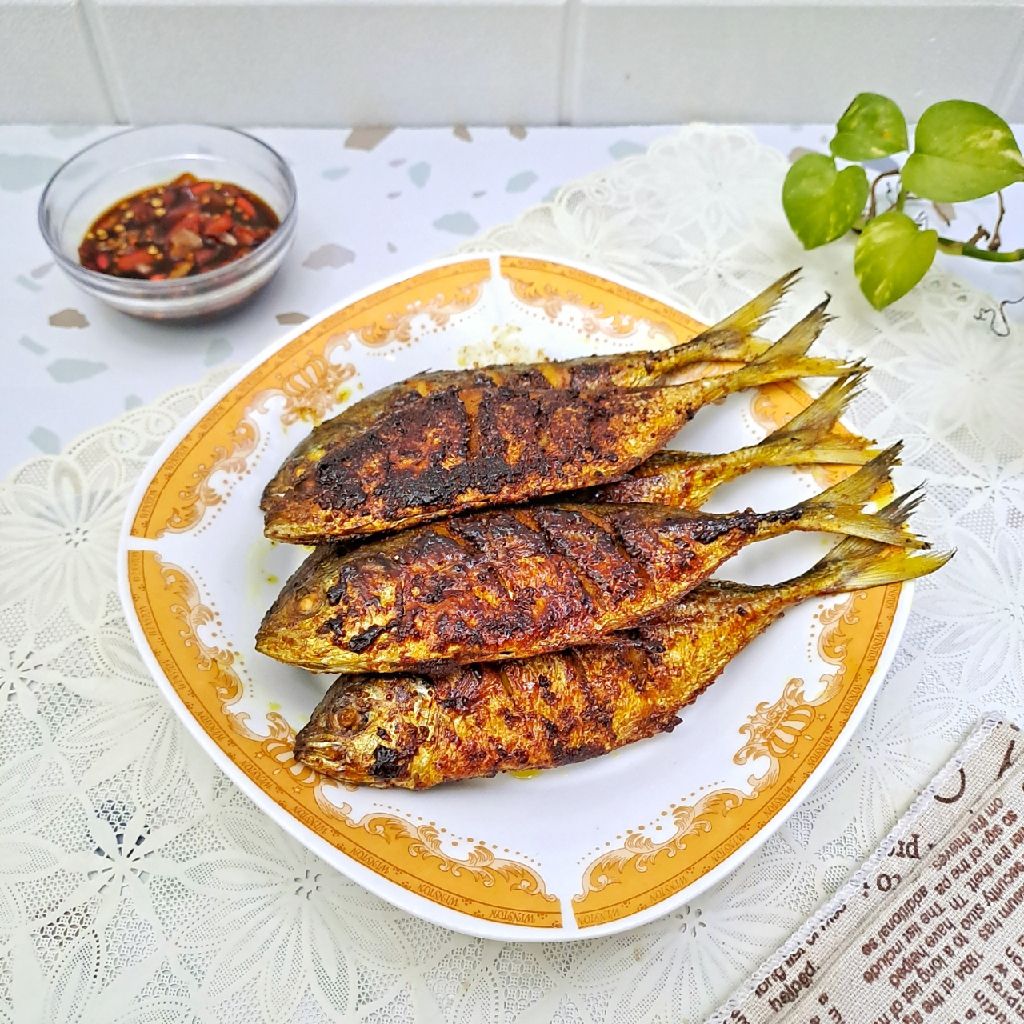 Resep Ikan Selar Bakar Sambal Kecap Sederhana Rumahan di Yummy App