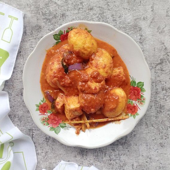Resep Telur Tahu Bumbu Rujak Sederhana Rumahan di Yummy App