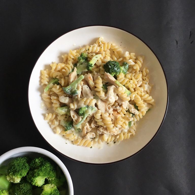 Resep Pasta Ayam Brokoli Sederhana Rumahan di Yummy App
