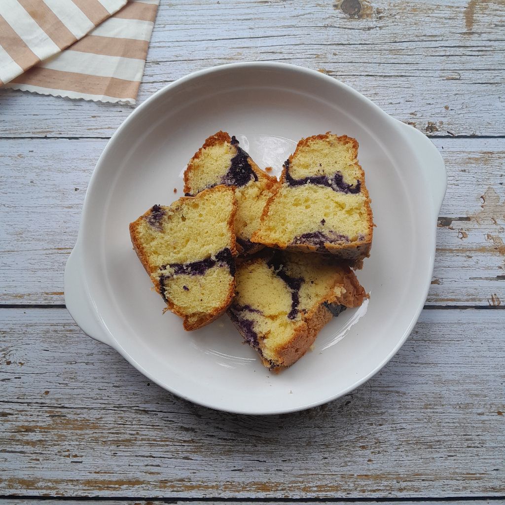 Resep Bolu Marmer Taro Sederhana Rumahan di Yummy App