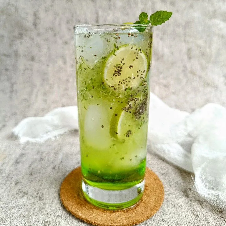 Resep Es Kuwut Timun Chia Seed Sederhana Rumahan di Yummy App
