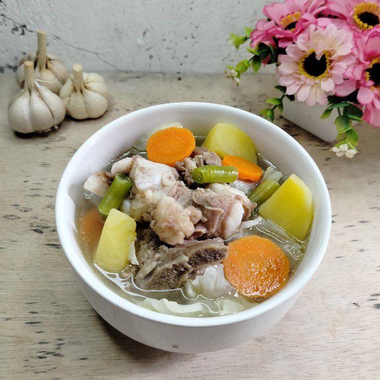 Resep Sop Balungan Sapi Sederhana Rumahan di Yummy App