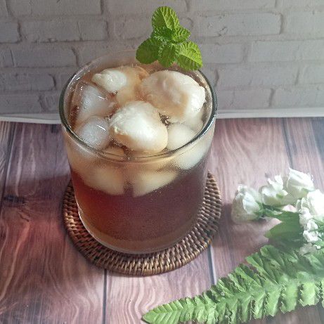 Resep Es Teh Leci #KurCepBulanIni Sederhana Rumahan di Yummy App