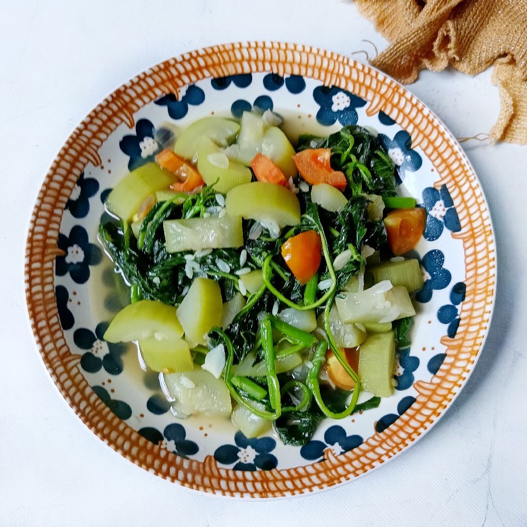 Resep Tumis Labu Air Bayam Sederhana Rumahan di Yummy App